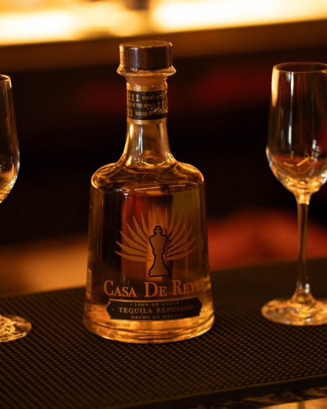 Social Media - Casa De Reyes